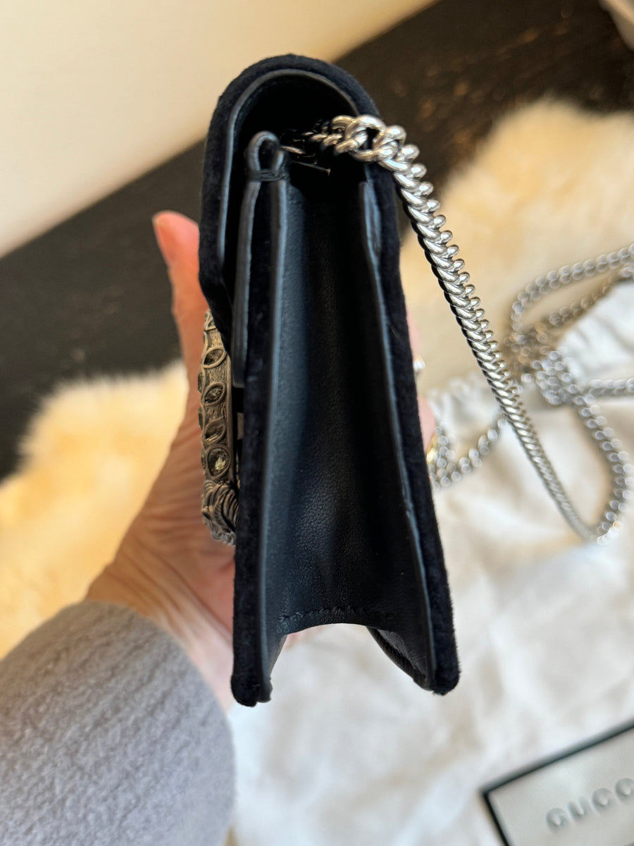 GUCCI Dionysus Velvet Super Mini WOC Black – Mautto